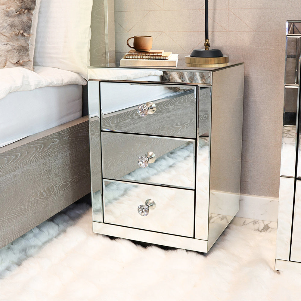 Arranging A Bedroom in Your New House in Dubai. – VANITY LIVING