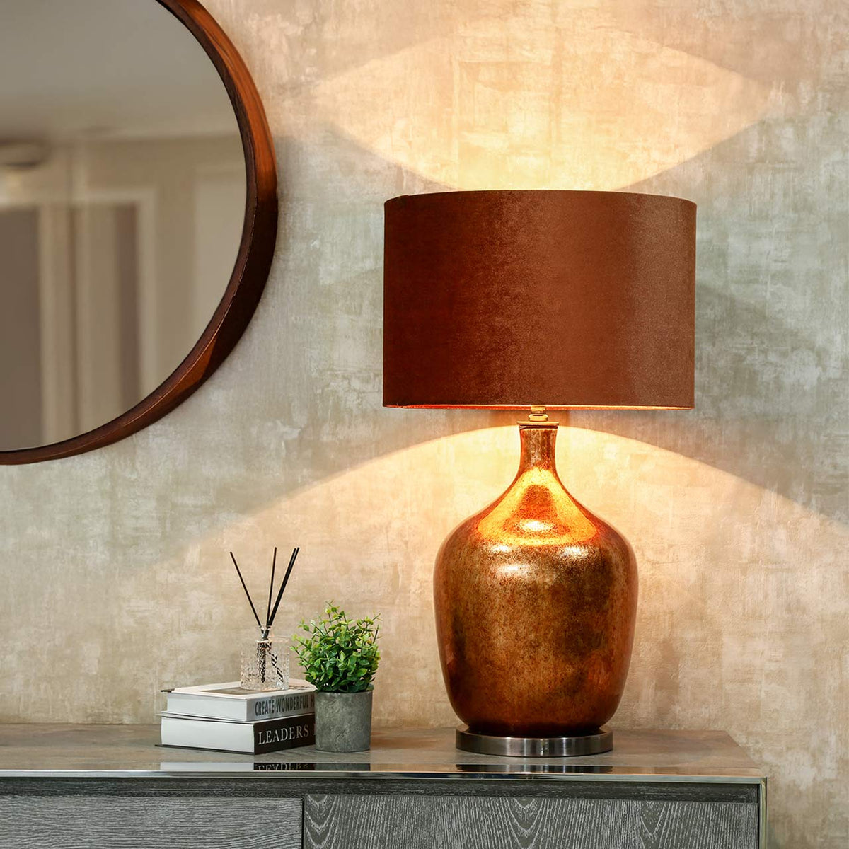 Shop Modern Table Lamps UAE – VANITY LIVING